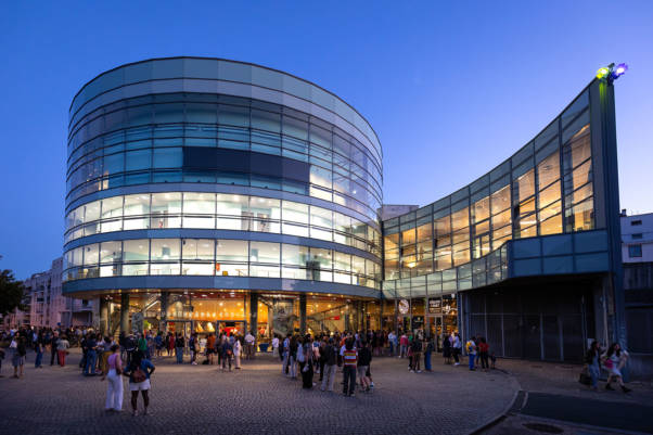 Accueil — Le Grand R